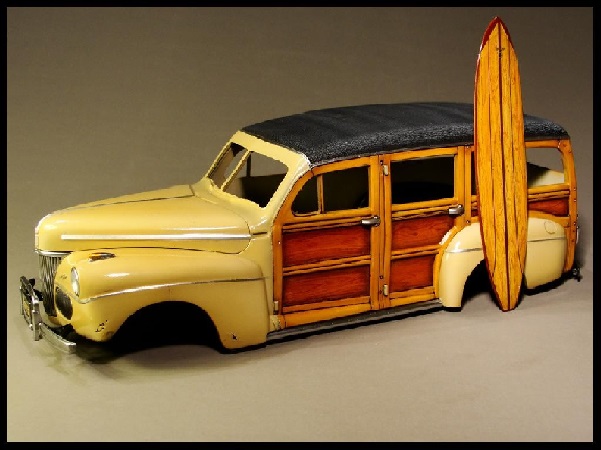Woodie Special Woodgrain Cars, 1/24 - 1/25 | UV1008